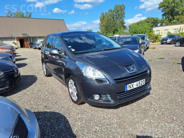 Grey Peugeot 5008 2010 in Daugavpils, with an engine capacity of 1.60 L and mileage of 0 thousand km for 5700 €, photo 4 on AUTOMOTO.COM.LV