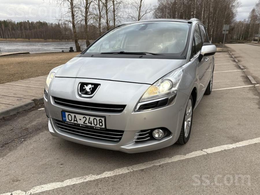 Grey Peugeot 5008 2011 in Riga, with an engine capacity of 2.00 L and mileage of 276 thousand km for 4950 €, photo 1 on AUTOMOTO.COM.LV