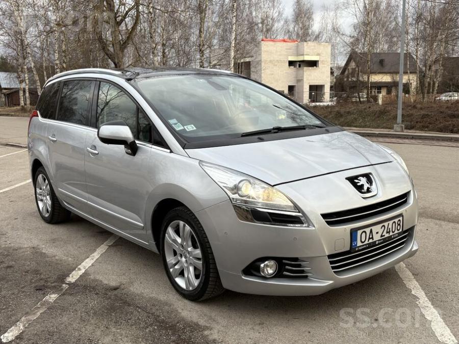 Grey Peugeot 5008 2011 in Riga, with an engine capacity of 2.00 L and mileage of 276 thousand km for 4950 €, photo 2 on AUTOMOTO.COM.LV