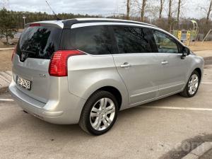 Grey Peugeot 5008 2011 in Riga, with an engine capacity of 2.00 L and mileage of 276 thousand km for 4950 €, photo 4 on AUTOMOTO.COM.LV