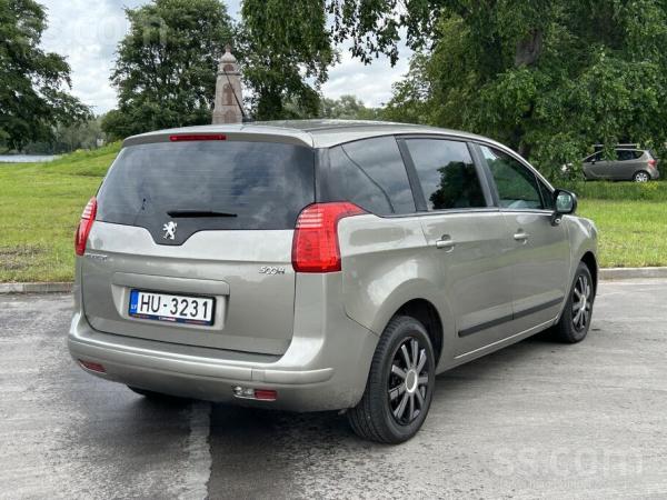 Grey Peugeot 5008 2011 in Riga, with an engine capacity of 1.60 L and mileage of 0 thousand km for 3650 €, photo 6 on AUTOMOTO.COM.LV