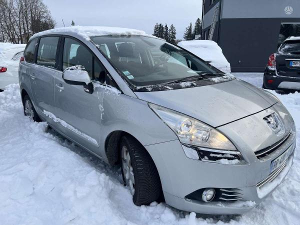 Pelēks Peugeot 5008 2011 Tauragė, ar dzinēja tilpumu 1.60 L un nobraukumu 250 tūkst. km par 3900 €, foto 3 vietnē AUTOMOTO.COM.LV