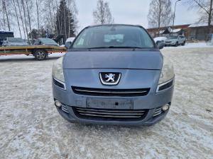 Pelēks Peugeot 5008 2011 Ukmergė, ar dzinēja tilpumu 1.56 L un nobraukumu 230 tūkst. km par 3200 €, foto 2 vietnē AUTOMOTO.COM.LV