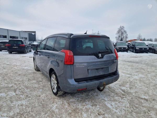 Pelēks Peugeot 5008 2011 Ukmergė, ar dzinēja tilpumu 1.56 L un nobraukumu 230 tūkst. km par 3200 €, foto 8 vietnē AUTOMOTO.COM.LV