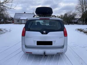 Grey Peugeot 5008 2011 in Ukmerge, with an engine capacity of 1.56 L and mileage of 255 thousand km for 3950 €, photo 6 on AUTOMOTO.COM.LV