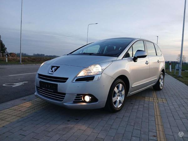 Pelēks Peugeot 5008 2011 Marijampole, ar dzinēja tilpumu 1.60 L un nobraukumu 219 tūkst. km par 3750 €, foto 9 vietnē AUTOMOTO.COM.LV