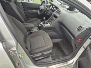 Pelēks Peugeot 5008 2011 Rīga, ar dzinēja tilpumu 2.00 L un nobraukumu 269 tūkst. km par 4200 €, foto 12 vietnē AUTOMOTO.COM.LV