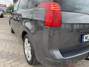Pelēks Peugeot 5008 2011 Talsi, ar dzinēja tilpumu 1.60 L un nobraukumu 242 tūkst. km par 3900 €, foto 28 vietnē AUTOMOTO.COM.LV