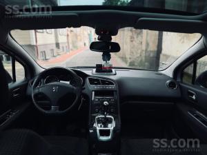 Grey Peugeot 5008 2011 in Cesis, with an engine capacity of 1.60 L and mileage of 0 thousand km for 5500 €, photo 17 on AUTOMOTO.COM.LV