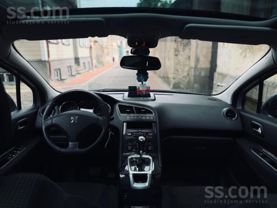 Grey Peugeot 5008 2011 in Cesis, with an engine capacity of 1.60 L and mileage of 0 thousand km for 5500 €, photo 17 on AUTOMOTO.COM.LV