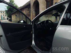 Grey Peugeot 5008 2011 in Cesis, with an engine capacity of 1.60 L and mileage of 0 thousand km for 5500 €, photo 25 on AUTOMOTO.COM.LV