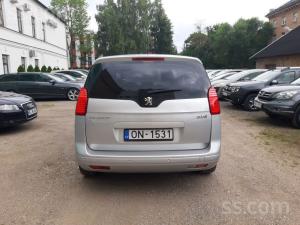 Pelēks Peugeot 5008 2011 Daugavpils, ar dzinēja tilpumu 1.60 L un nobraukumu 0 tūkst. km par 4250 €, foto 9 vietnē AUTOMOTO.COM.LV