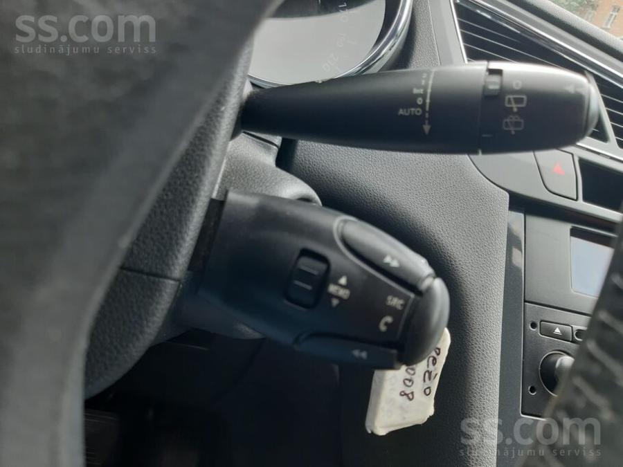 Pelēks Peugeot 5008 2011 Daugavpils, ar dzinēja tilpumu 1.60 L un nobraukumu 0 tūkst. km par 4250 €, foto 16 vietnē AUTOMOTO.COM.LV