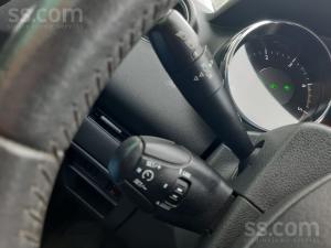 Pelēks Peugeot 5008 2011 Daugavpils, ar dzinēja tilpumu 1.60 L un nobraukumu 0 tūkst. km par 4250 €, foto 17 vietnē AUTOMOTO.COM.LV