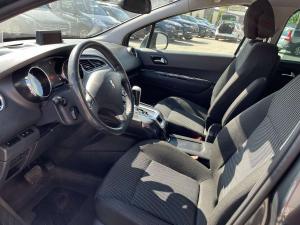 Grey Peugeot 5008 2011 in Siauliai, with an engine capacity of 2.00 L and mileage of 254 thousand km for 3700 €, photo 13 on AUTOMOTO.COM.LV