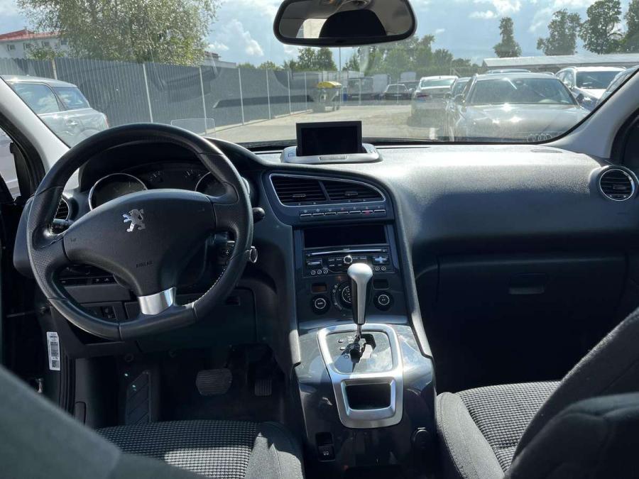 Grey Peugeot 5008 2011 in Siauliai, with an engine capacity of 2.00 L and mileage of 254 thousand km for 3700 €, photo 16 on AUTOMOTO.COM.LV