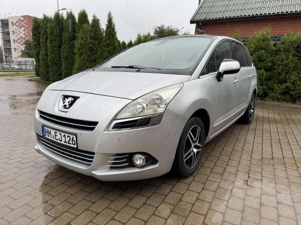 Grey Peugeot 5008 2011 in Kretinga, with an engine capacity of 1.56 L and mileage of 216 thousand km for 3395 €, photo 5 on AUTOMOTO.COM.LV