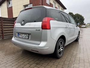 Grey Peugeot 5008 2011 in Kretinga, with an engine capacity of 1.56 L and mileage of 216 thousand km for 3395 €, photo 10 on AUTOMOTO.COM.LV