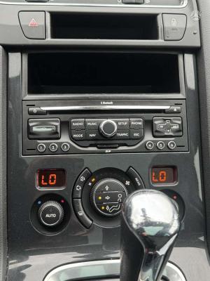 Grey Peugeot 5008 2011 in Kretinga, with an engine capacity of 1.56 L and mileage of 216 thousand km for 3395 €, photo 24 on AUTOMOTO.COM.LV