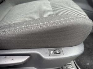 Grey Peugeot 5008 2011 in Kretinga, with an engine capacity of 1.56 L and mileage of 216 thousand km for 3395 €, photo 28 on AUTOMOTO.COM.LV
