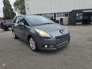 Grey Peugeot 5008 2011 in Ukmerge, with an engine capacity of 1.56 L and mileage of 210 thousand km for 2250 €, photo 4 on AUTOMOTO.COM.LV