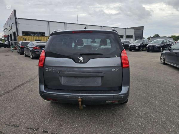 Pelēks Peugeot 5008 2011 Ukmergė, ar dzinēja tilpumu 1.56 L un nobraukumu 210 tūkst. km par 2250 €, foto 8 vietnē AUTOMOTO.COM.LV
