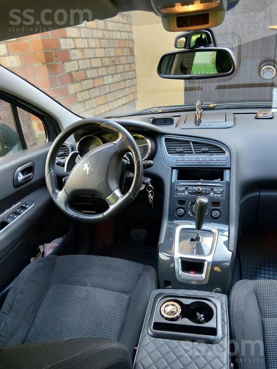 Pelēks Peugeot 5008 2011 Dobele, ar dzinēja tilpumu 1.60 L un nobraukumu 220 tūkst. km par 2500 €, foto 13 vietnē AUTOMOTO.COM.LV