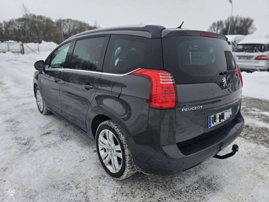 Pelēks Peugeot 5008 2012 Tauragė, ar dzinēja tilpumu 2.00 L un nobraukumu 250 tūkst. km par 4200 €, foto 4 vietnē AUTOMOTO.COM.LV