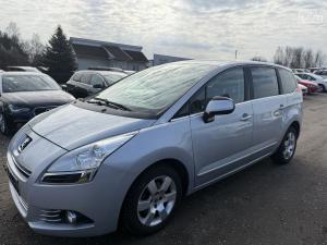 Pelēks Peugeot 5008 2012 Utena, ar dzinēja tilpumu 1.60 L un nobraukumu 274 tūkst. km par 3500 €, foto  vietnē AUTOMOTO.COM.LV