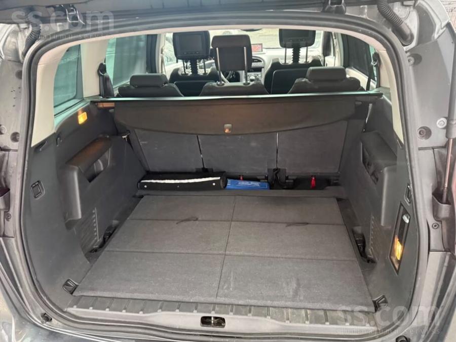 Grey Peugeot 5008 2012 in Ogre, with an engine capacity of 1.60 L and mileage of 171 thousand km for 4995 €, photo 18 on AUTOMOTO.COM.LV