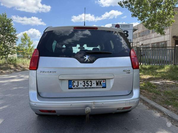 Grey Peugeot 5008 2012 in Taurage, with an engine capacity of 1.60 L and mileage of 270 thousand km for 3700 €, photo 5 on AUTOMOTO.COM.LV