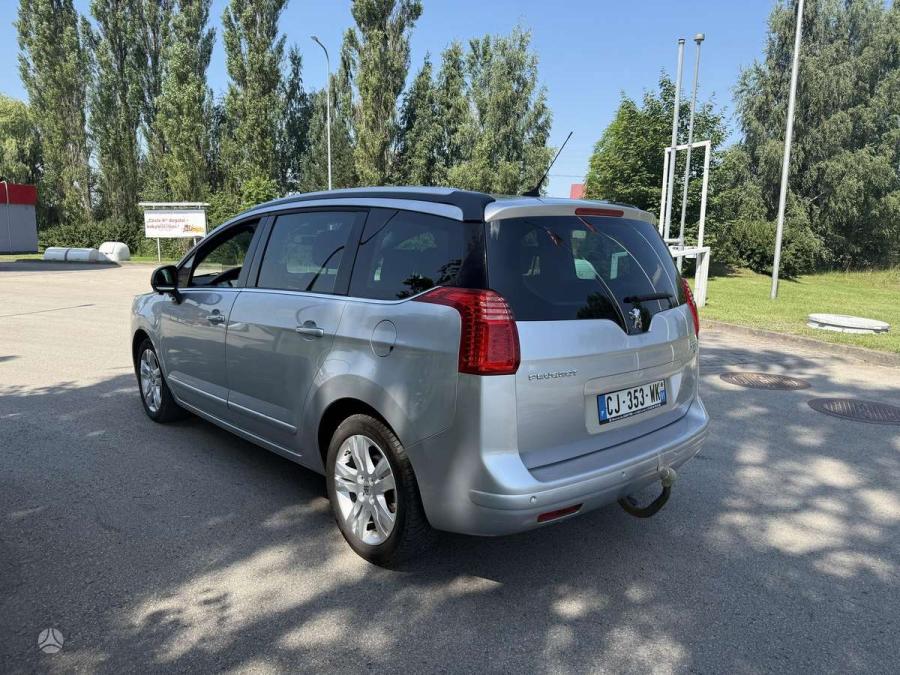 Pelēks Peugeot 5008 2012 Tauragė, ar dzinēja tilpumu 1.60 L un nobraukumu 275 tūkst. km par 4000 €, foto 5 vietnē AUTOMOTO.COM.LV