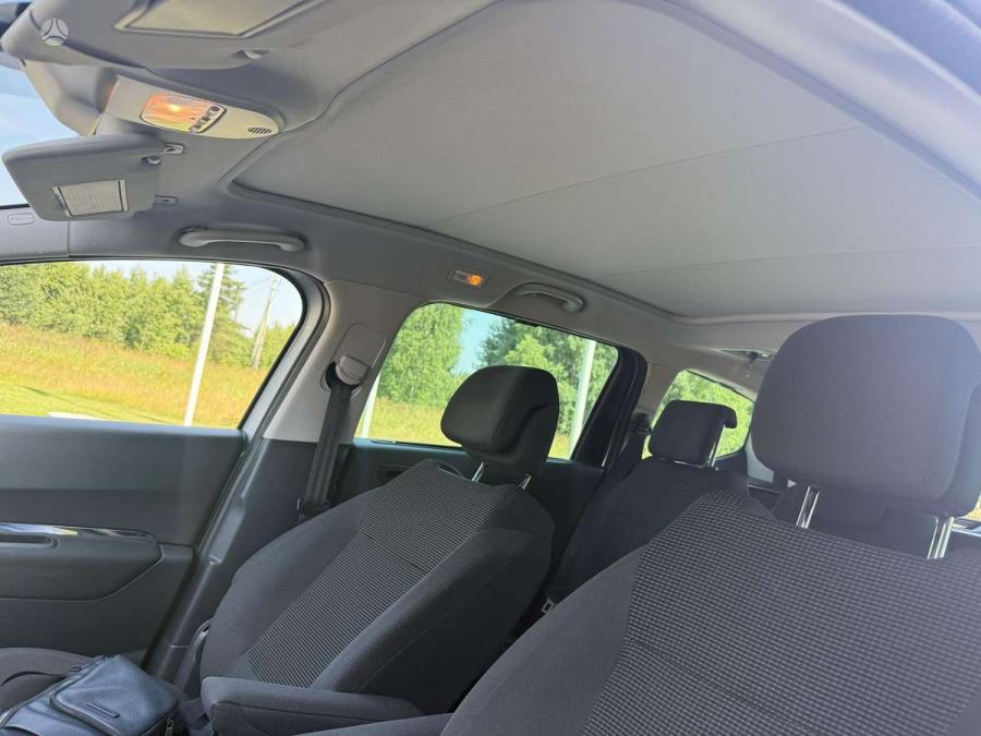 Pelēks Peugeot 5008 2012 Tauragė, ar dzinēja tilpumu 1.60 L un nobraukumu 275 tūkst. km par 4000 €, foto 10 vietnē AUTOMOTO.COM.LV