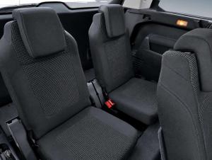 Pelēks Peugeot 5008 2012 Viļņa, ar dzinēja tilpumu 1.56 L un nobraukumu 171 tūkst. km par 3750 €, foto 12 vietnē AUTOMOTO.COM.LV