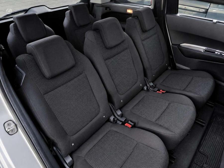 Pelēks Peugeot 5008 2012 Viļņa, ar dzinēja tilpumu 1.56 L un nobraukumu 171 tūkst. km par 3750 €, foto 13 vietnē AUTOMOTO.COM.LV