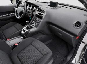 Pelēks Peugeot 5008 2012 Viļņa, ar dzinēja tilpumu 1.56 L un nobraukumu 171 tūkst. km par 3750 €, foto 15 vietnē AUTOMOTO.COM.LV