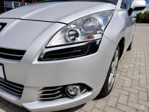 Pelēks Peugeot 5008 2012 Viļņa, ar dzinēja tilpumu 1.56 L un nobraukumu 171 tūkst. km par 3750 €, foto 16 vietnē AUTOMOTO.COM.LV