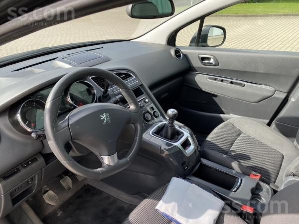 Pelēks Peugeot 5008 2012 Dobele, ar dzinēja tilpumu 1.60 L un nobraukumu 213 tūkst. km par 4490 €, foto 10 vietnē AUTOMOTO.COM.LV