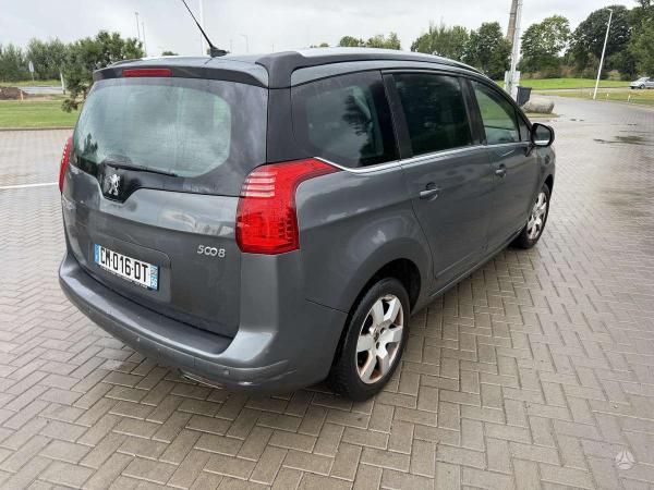 Pelēks Peugeot 5008 2012 Tauragė, ar dzinēja tilpumu 1.60 L un nobraukumu 257 tūkst. km par 3400 €, foto 4 vietnē AUTOMOTO.COM.LV