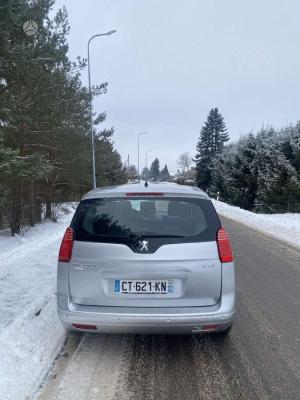 Pelēks Peugeot 5008 2013 Tauragė, ar dzinēja tilpumu 1.56 L un nobraukumu 215 tūkst. km par 4450 €, foto 5 vietnē AUTOMOTO.COM.LV