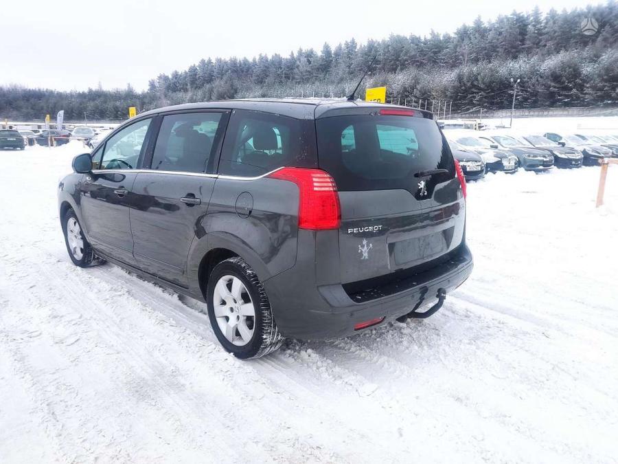 Grey Peugeot 5008 2013 in Vilnius, with an engine capacity of 1.60 L and mileage of 180 thousand km for 3900 €, photo 8 on AUTOMOTO.COM.LV