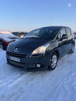 Pelēks Peugeot 5008 2013 Tauragė, ar dzinēja tilpumu 1.60 L un nobraukumu 311 tūkst. km par 3300 €, foto  vietnē AUTOMOTO.COM.LV