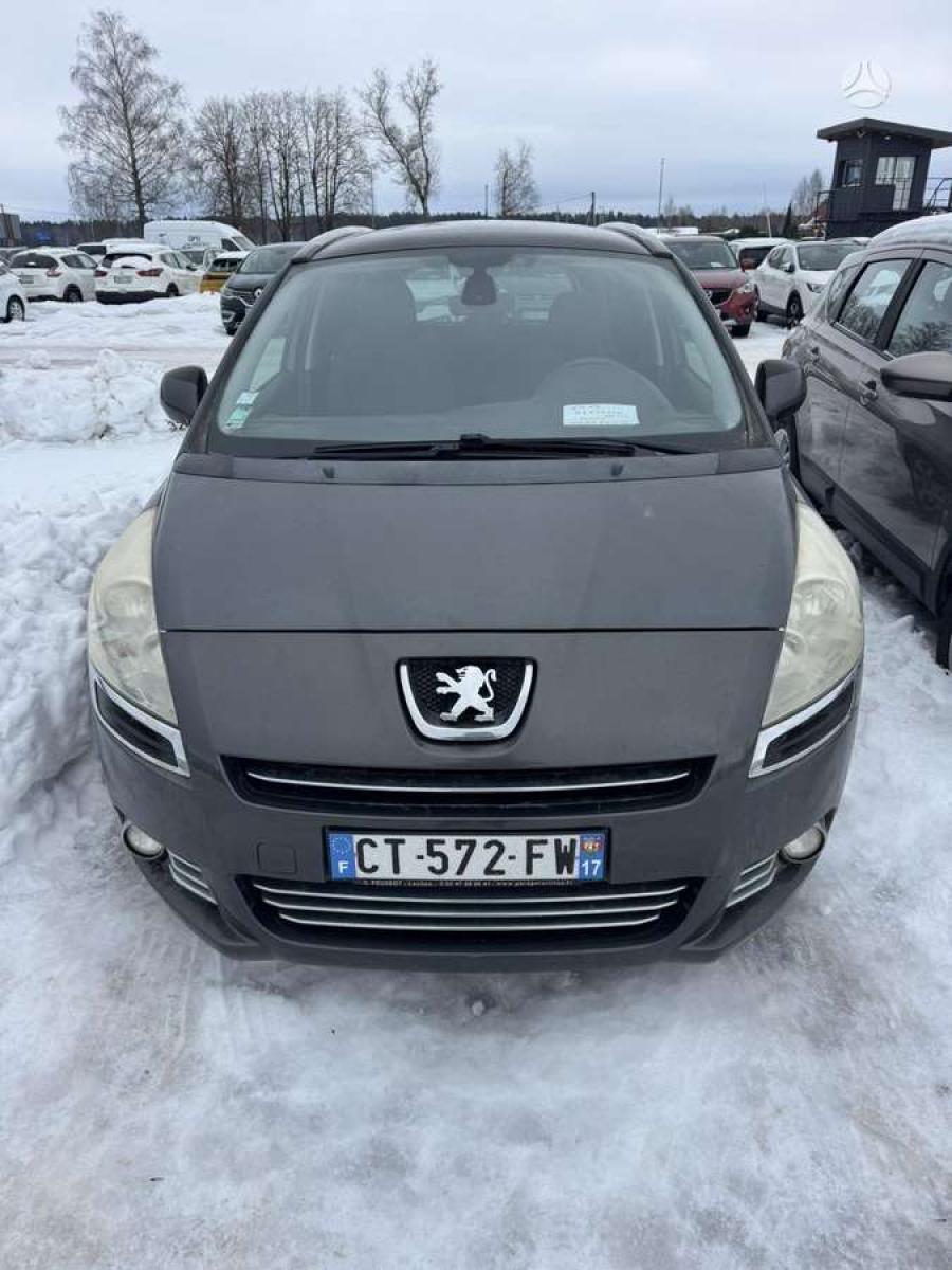 Pelēks Peugeot 5008 2013 Tauragė, ar dzinēja tilpumu 1.56 L un nobraukumu 2719 tūkst. km par 3950 €, foto 1 vietnē AUTOMOTO.COM.LV