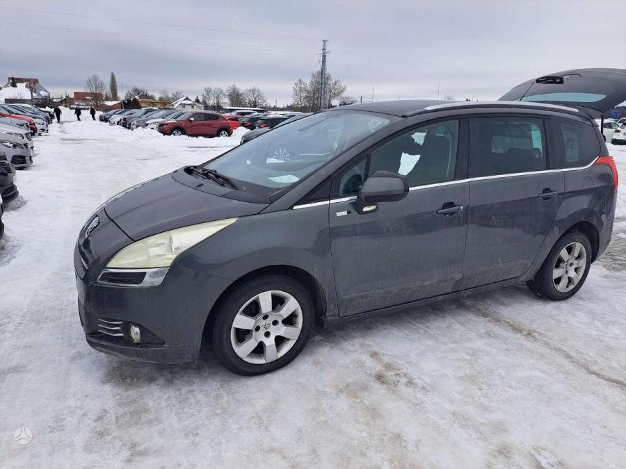Pelēks Peugeot 5008 2013 Tauragė, ar dzinēja tilpumu 1.56 L un nobraukumu 2719 tūkst. km par 3950 €, foto 3 vietnē AUTOMOTO.COM.LV