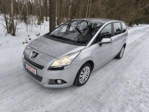 Grey Peugeot 5008 2013 in Sakiai, with an engine capacity of 1.60 L and mileage of 217 thousand km for 3400 €, photo  on AUTOMOTO.COM.LV