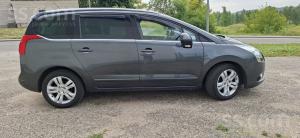 Pelēks Peugeot 5008 2013 Daugavpils, ar dzinēja tilpumu 2.00 L un nobraukumu 258 tūkst. km par 4500 €, foto 6 vietnē AUTOMOTO.COM.LV