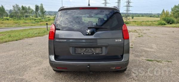 Grey Peugeot 5008 2013 in Daugavpils, with an engine capacity of 2.00 L and mileage of 258 thousand km for 4500 €, photo 7 on AUTOMOTO.COM.LV