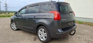 Pelēks Peugeot 5008 2013 Daugavpils, ar dzinēja tilpumu 2.00 L un nobraukumu 258 tūkst. km par 4500 €, foto 9 vietnē AUTOMOTO.COM.LV