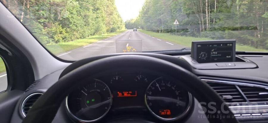 Pelēks Peugeot 5008 2013 Daugavpils, ar dzinēja tilpumu 2.00 L un nobraukumu 258 tūkst. km par 4500 €, foto 30 vietnē AUTOMOTO.COM.LV