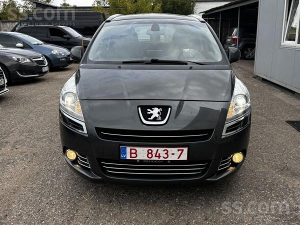 Pelēks Peugeot 5008 2013 Daugavpils, ar dzinēja tilpumu 2.00 L un nobraukumu 0 tūkst. km par 4500 €, foto 3 vietnē AUTOMOTO.COM.LV